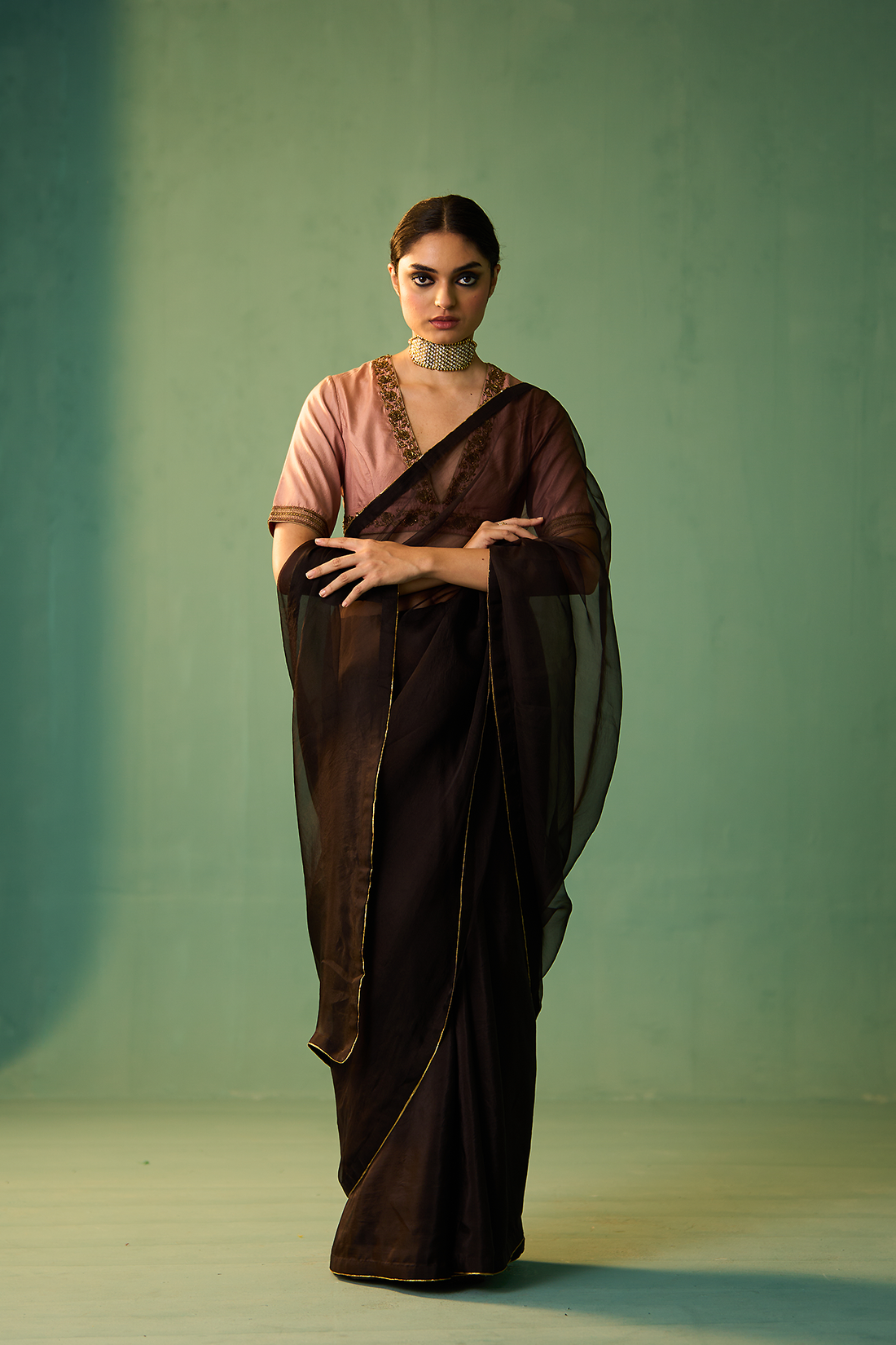 NAILA SAREE - CHARCOAL BLACK – Nisharahmedofficial